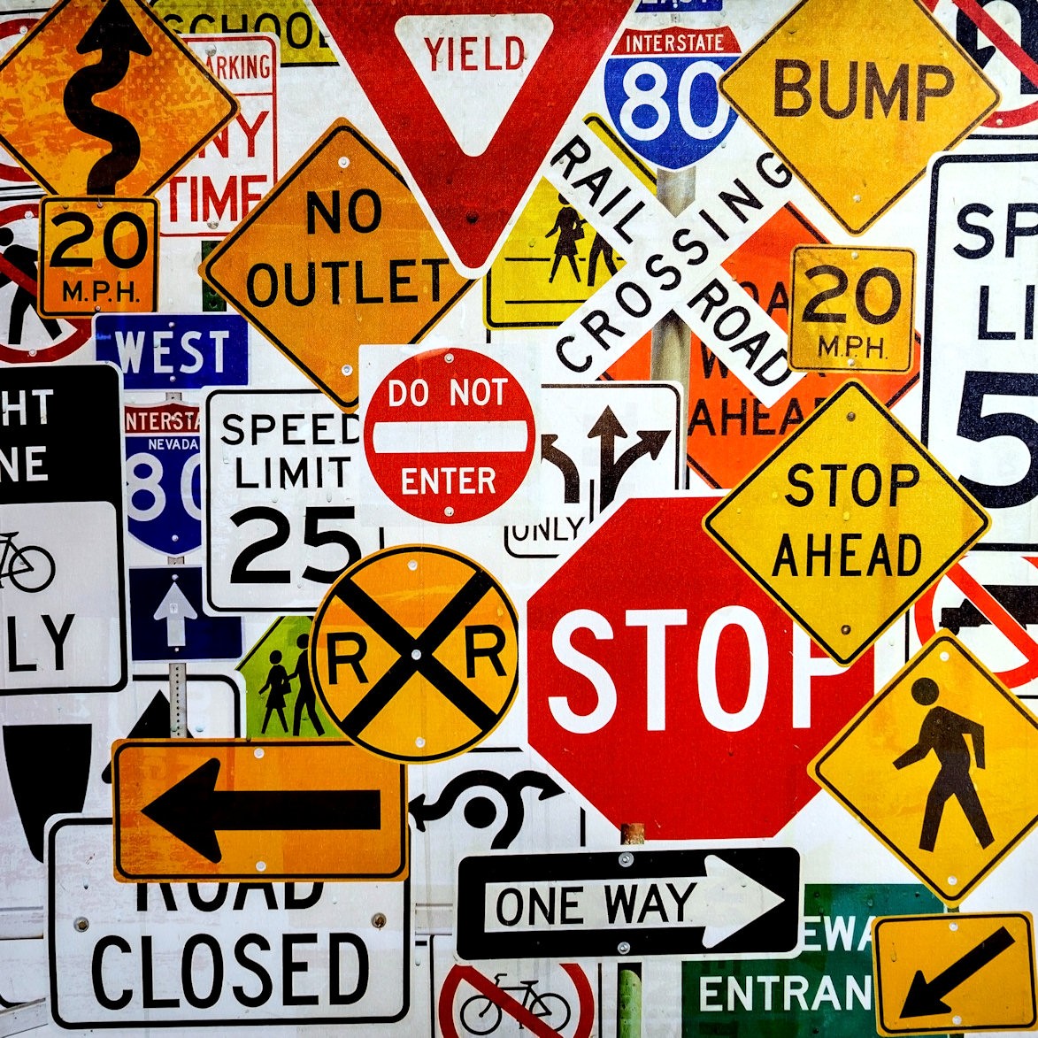 Traffic signs 102 094 | Jigsaw King