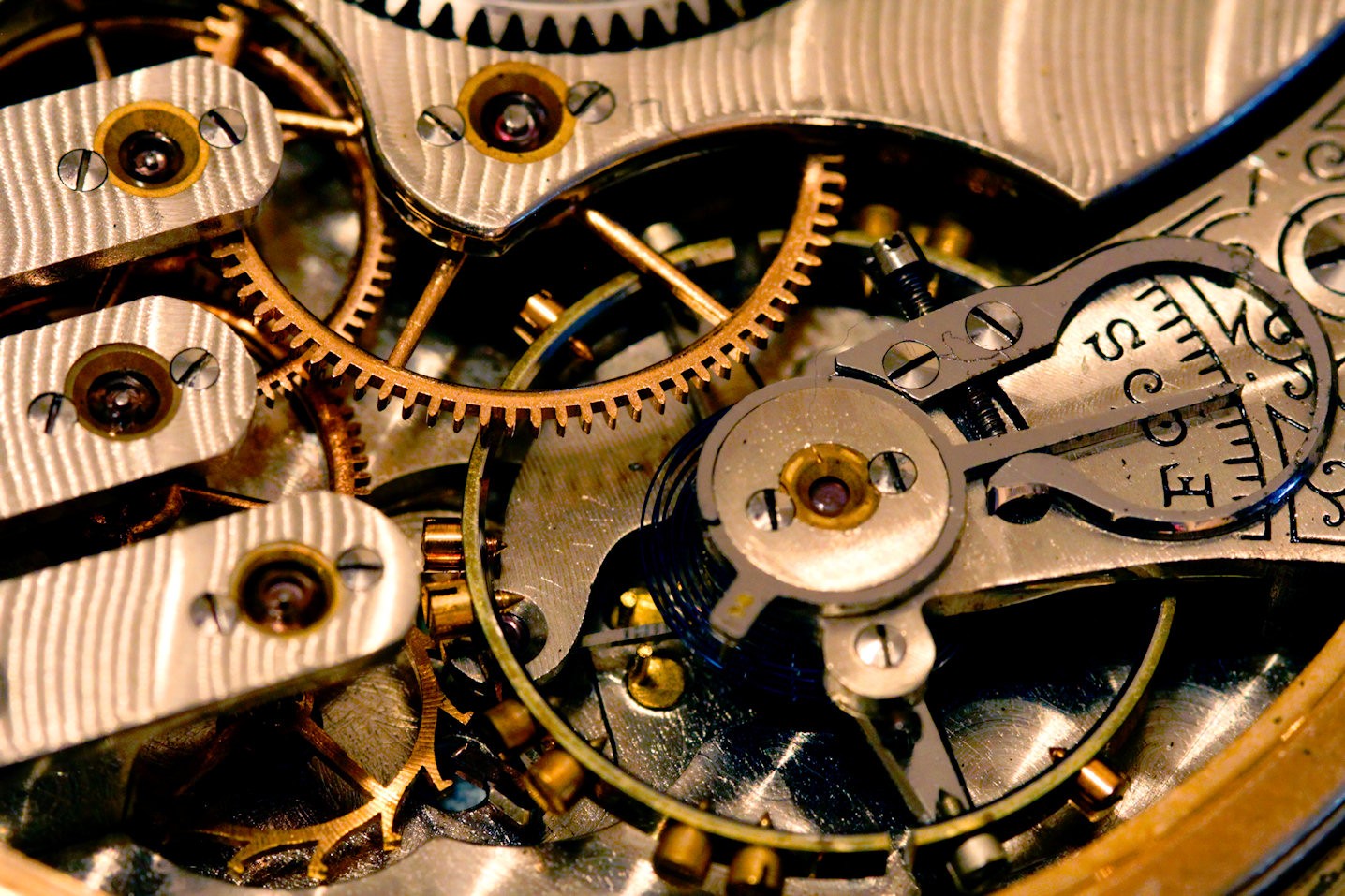 Complex clock mechanism | Jigsaw King